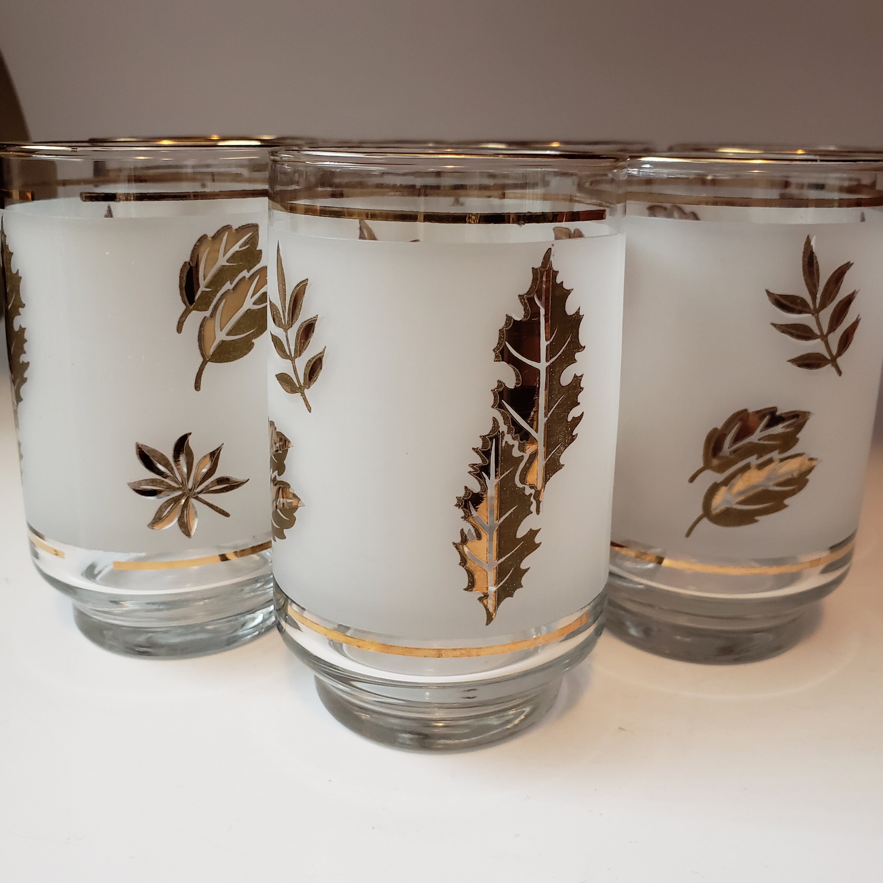 Set of 8 Mid Century Frosted Gold Leaf Cocktail Glasses | Etsy