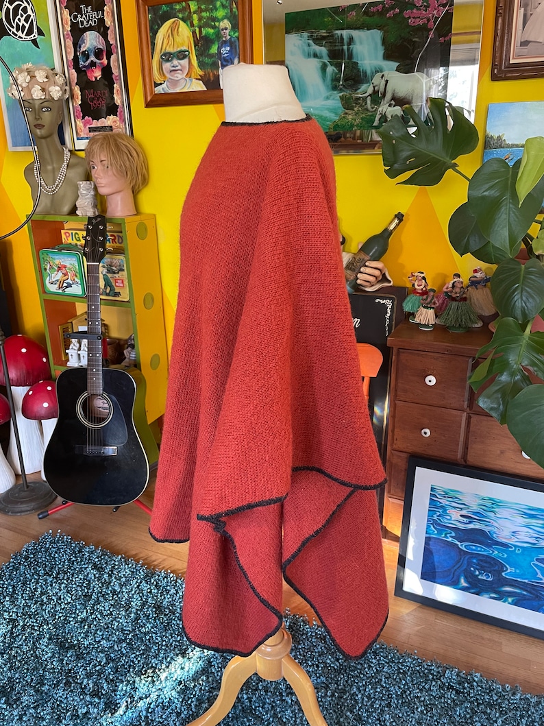 Large 100% Iceland Pure Wool Poncho Cape Vintage Rust Red - Etsy