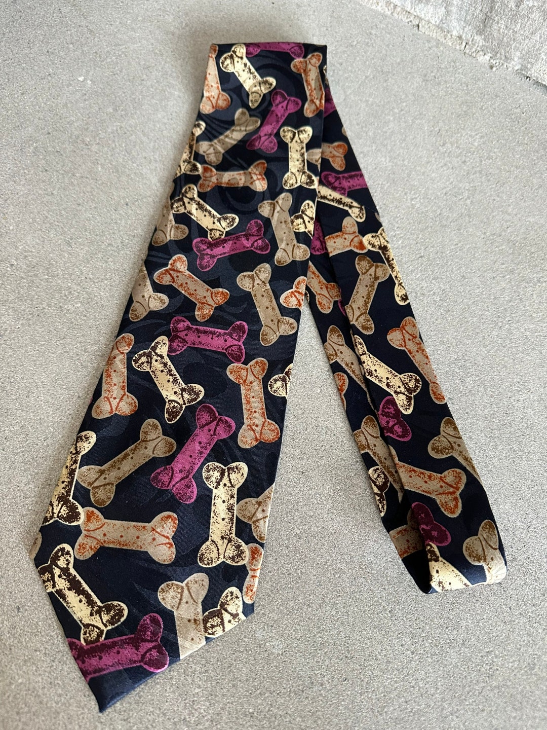 Roberto Cellini Dog Bone Tie Funny Dogs Beige and Purple Dog Bone ...