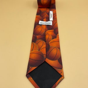 Basketball Necktie Vintage 1995 NBA Just Balls Basketballs Novelty Tie ...