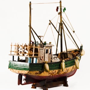 BOAT With AGING TECHNIQUE / Wooden Miniature Boat / Vintage Art ...