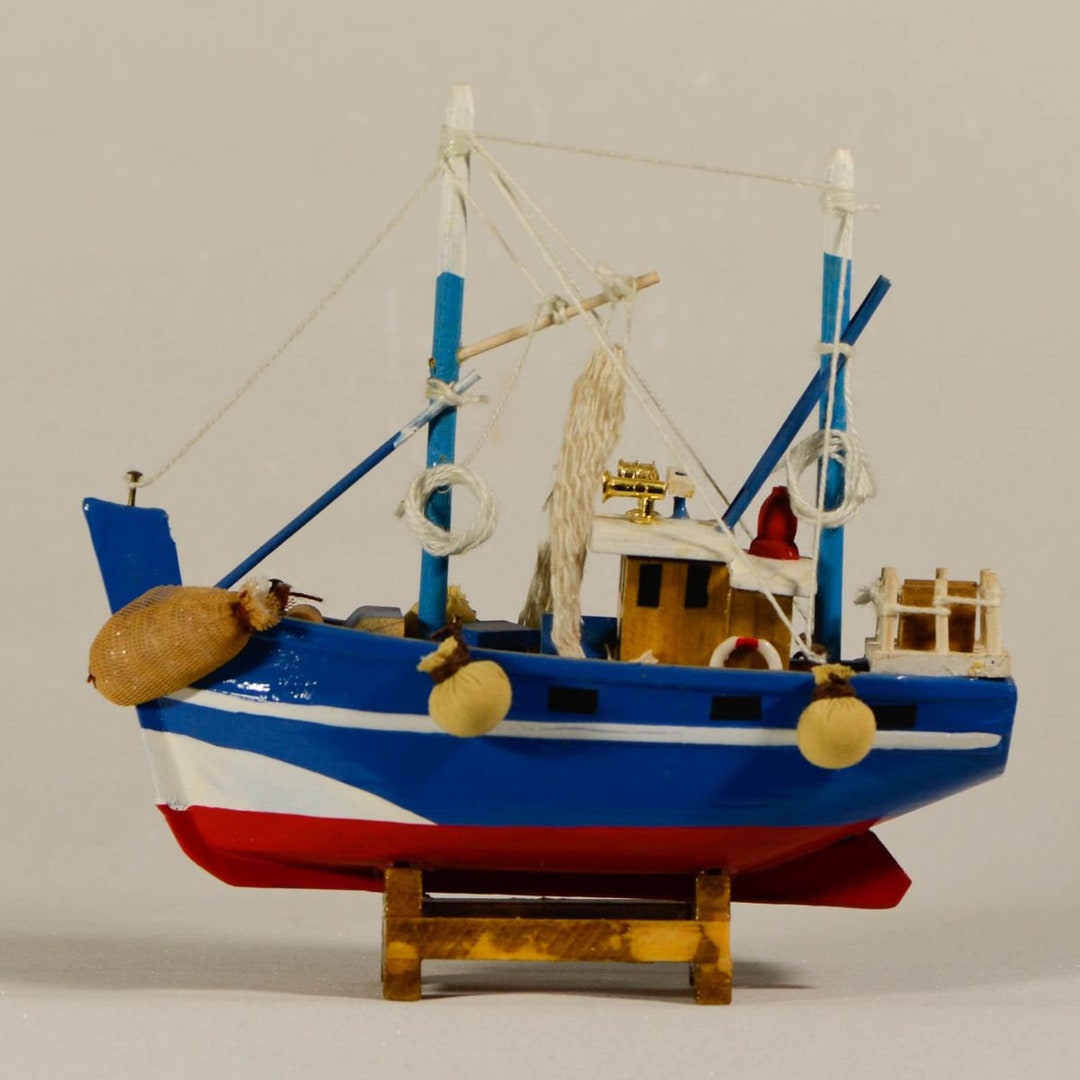BLUE FISHING BOAT Model / Wooden Miniature / Vintage Art / Nautical ...