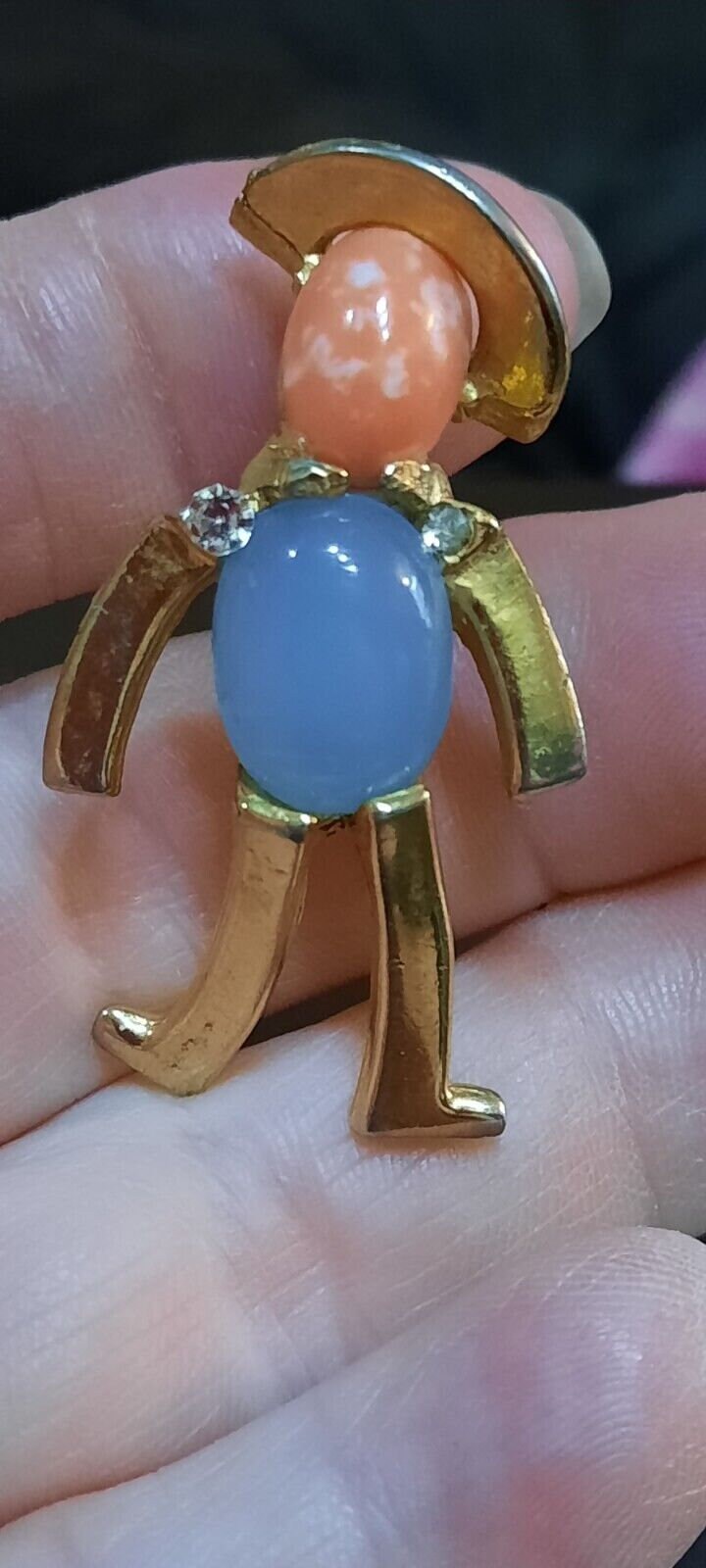 Vintage Retro Gold Tone Blue JELLY BELLY MAN in Hat Brooch Pin Coral ...