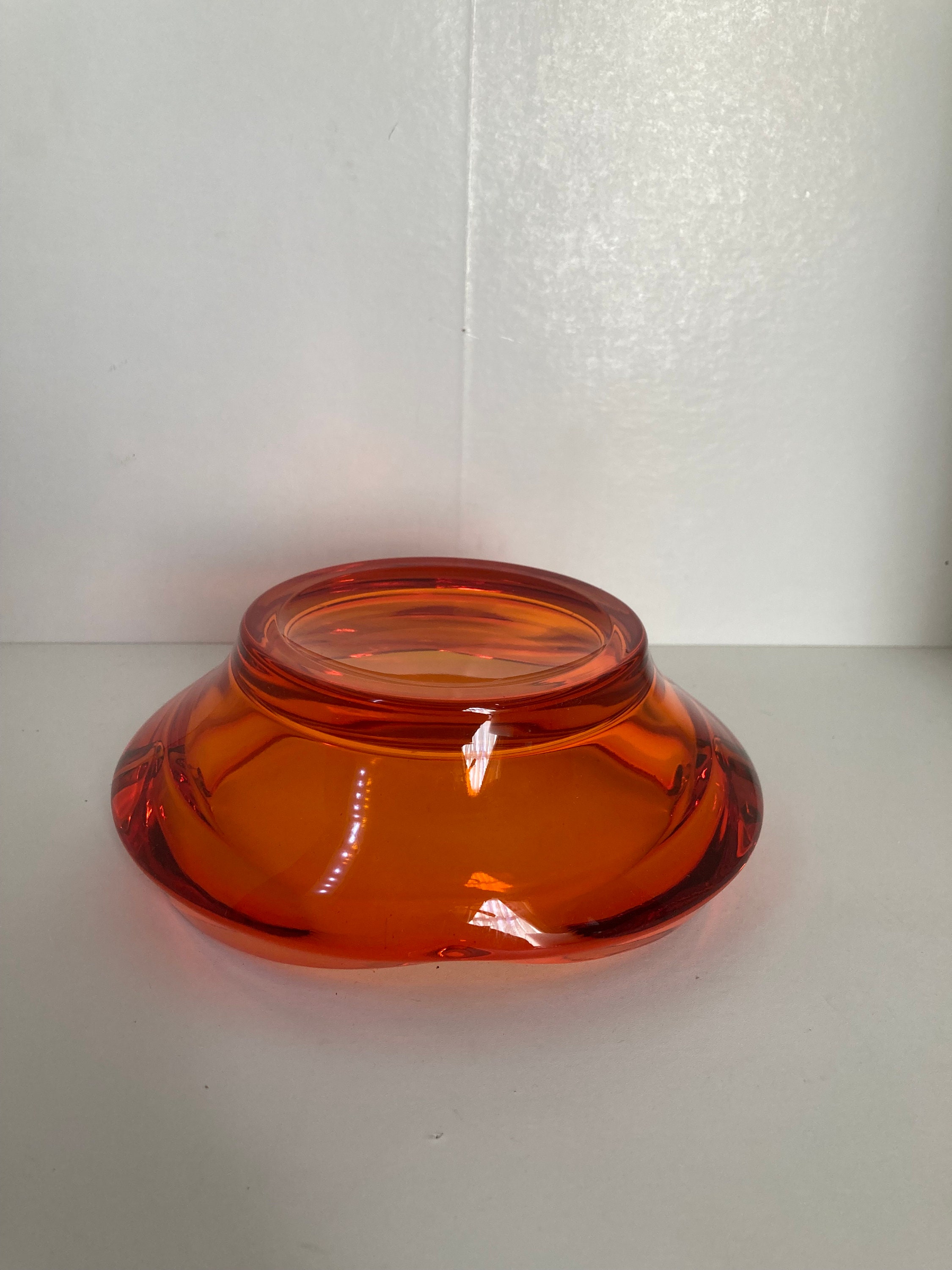 Vintage 1970s Viking Tulip Ashtray in Persimmon Orange. Manganese Glass ...