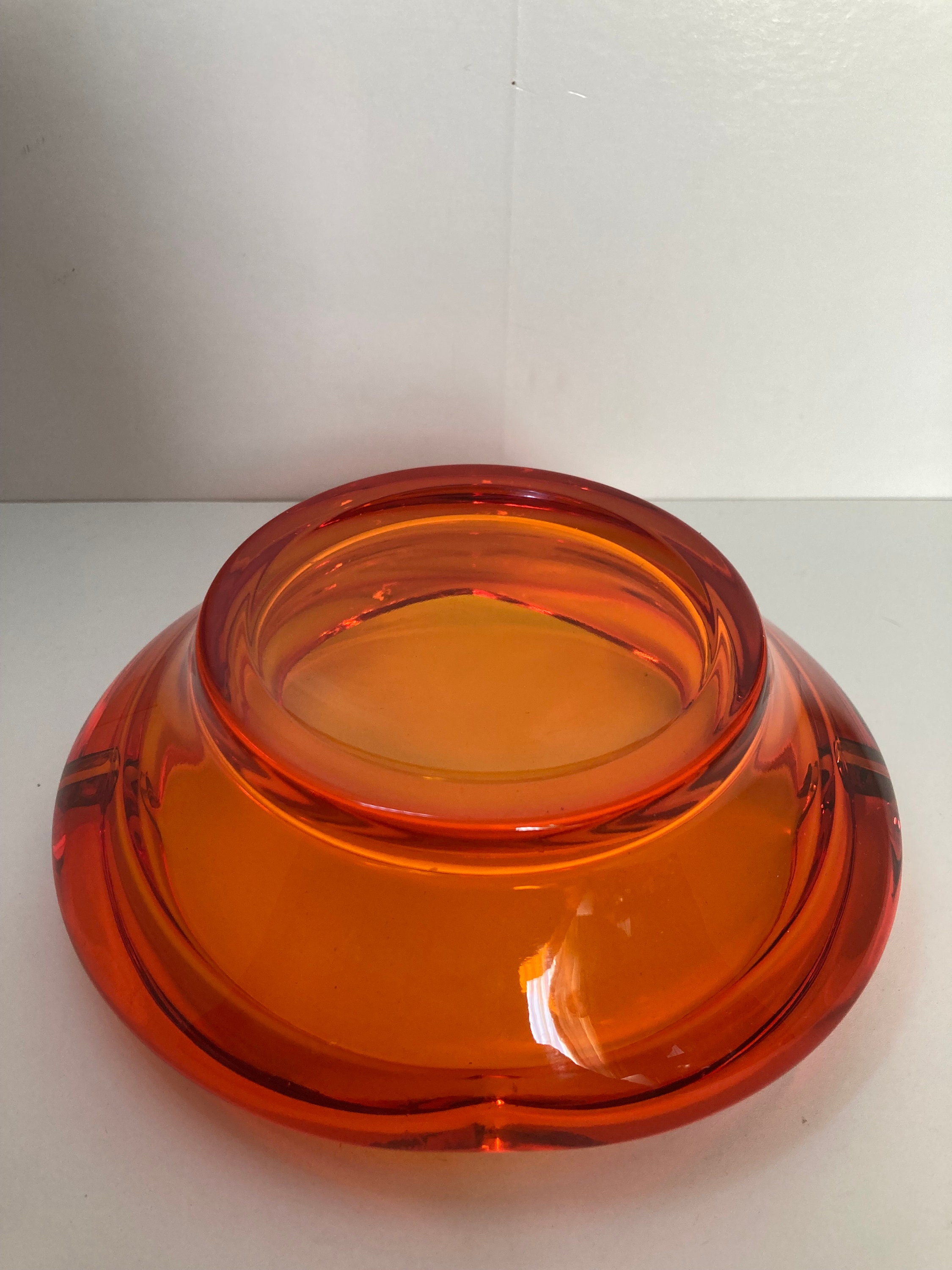 Vintage 1970s Viking Tulip Ashtray in Persimmon Orange. Manganese Glass ...