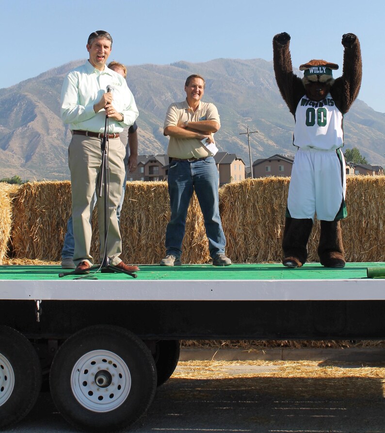 Short Original Article: Utah Valley University’s Willy the Wolverine ...