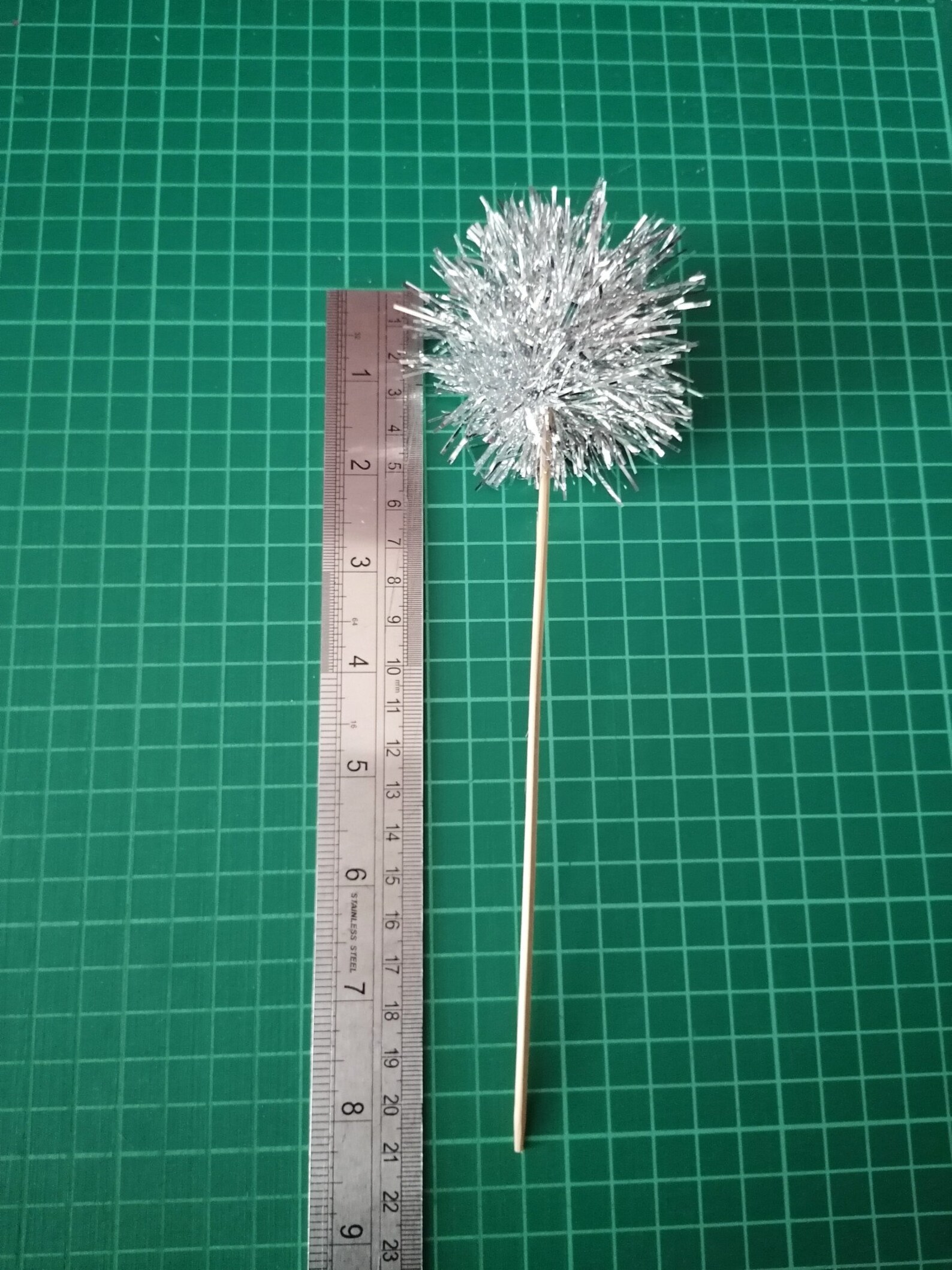 Set of 6 Tinsel Drink Stirrers, Festive Christmas Decoration - Etsy
