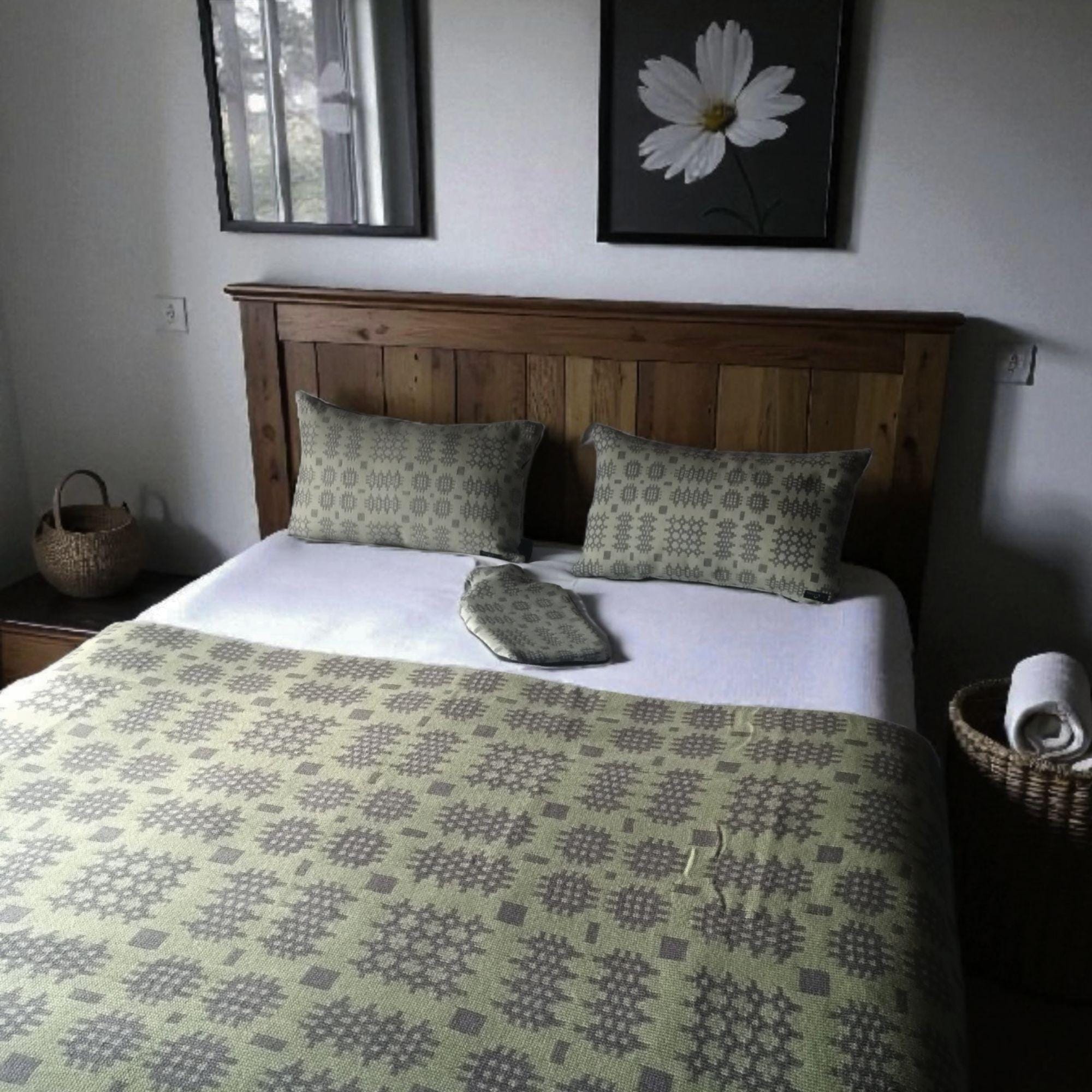 Sage Green Welsh Tapestry Bedding Set With Cushions - Etsy UK