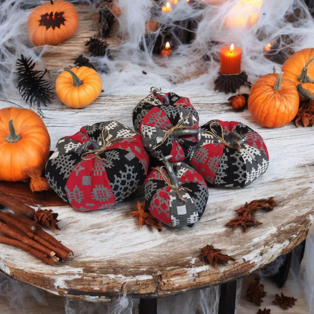 Harlequin Welsh Tapestry Blanket Design Fabric Pumpkins, Pwmpen Ffabrig ...