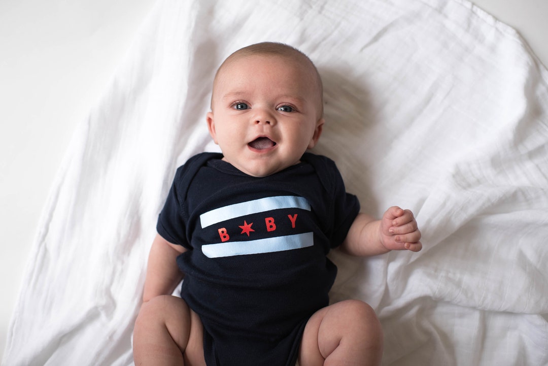 BOGO SALE! Chicago Flag Baby Gift. Short Sleeve Baby Bodysuits/onesies ...