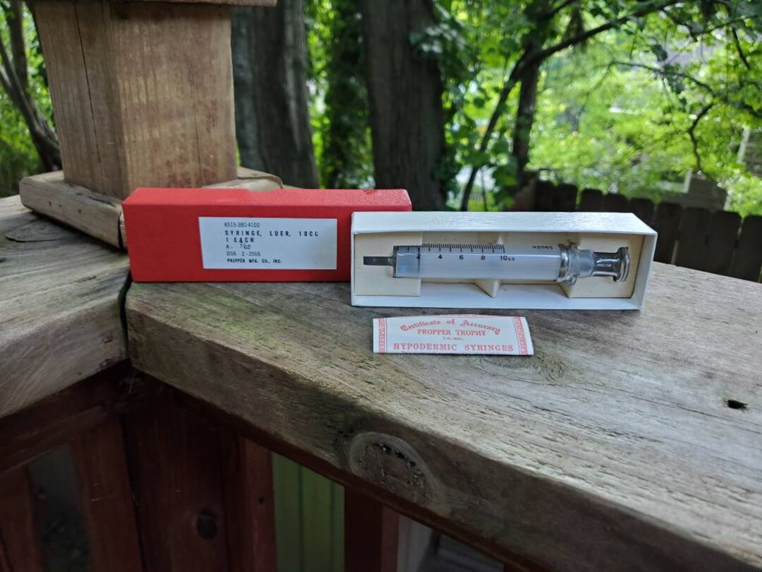 Vintage Propper Trophy Glass Syringe Needle - Etsy