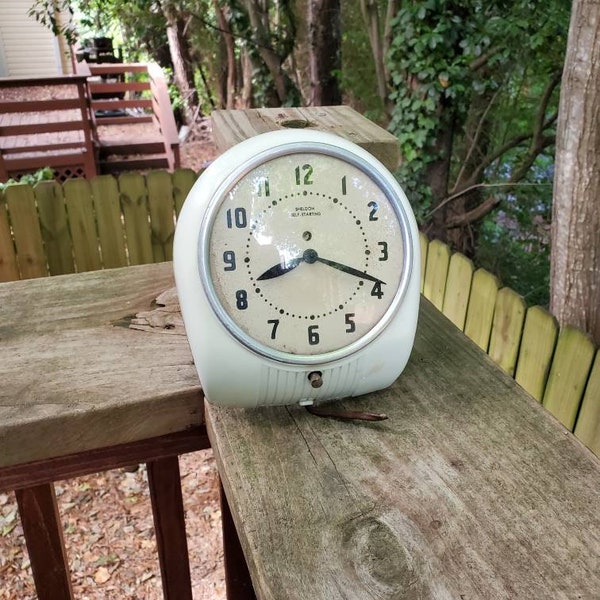 Self Starting Clock - Etsy