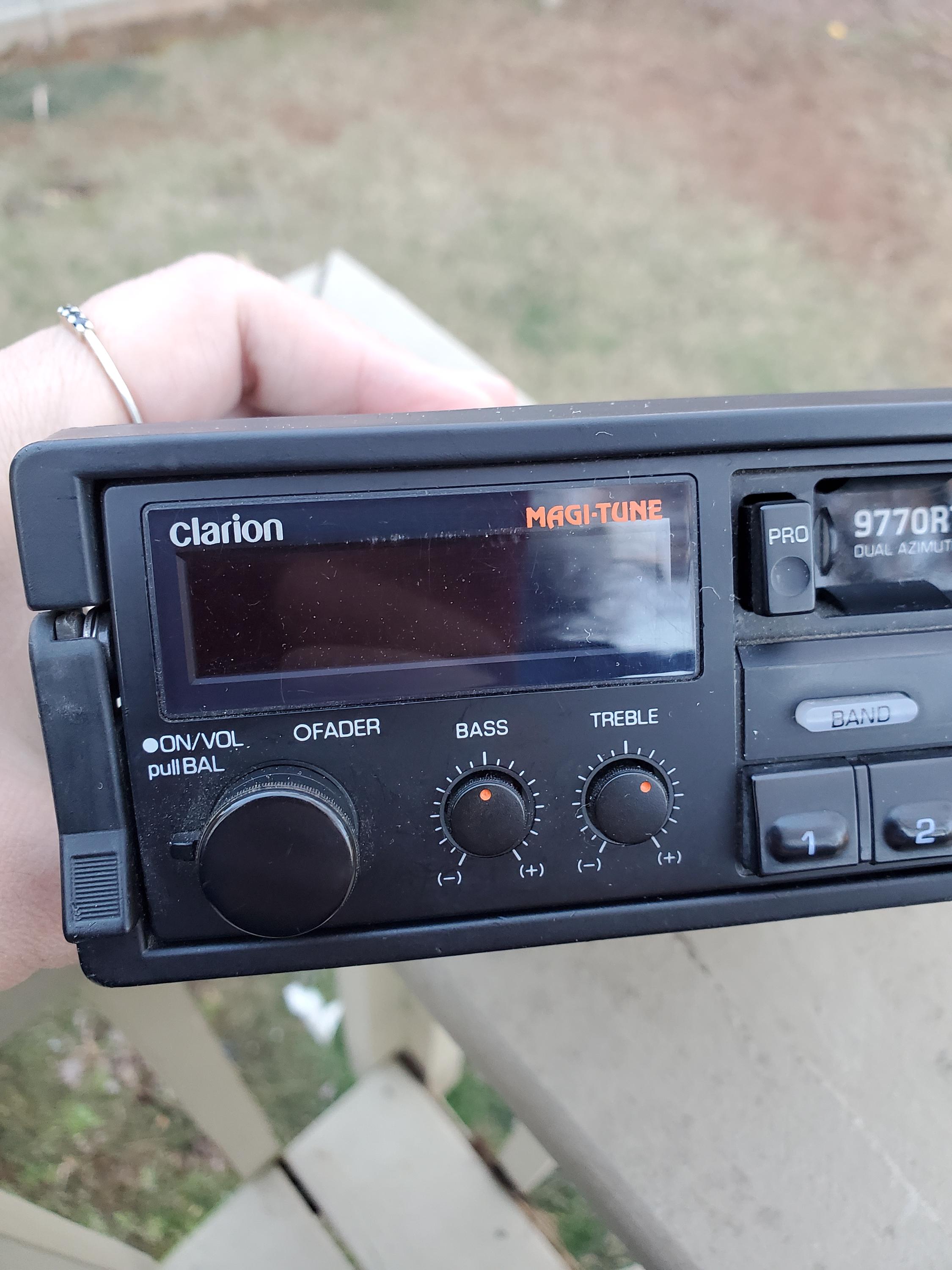 Vintage Clarion Magi-tune 9770RT Car Stereo Cassette Player AM/FM Dual ...