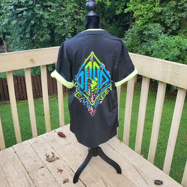 Vintage Op Shirt - Etsy