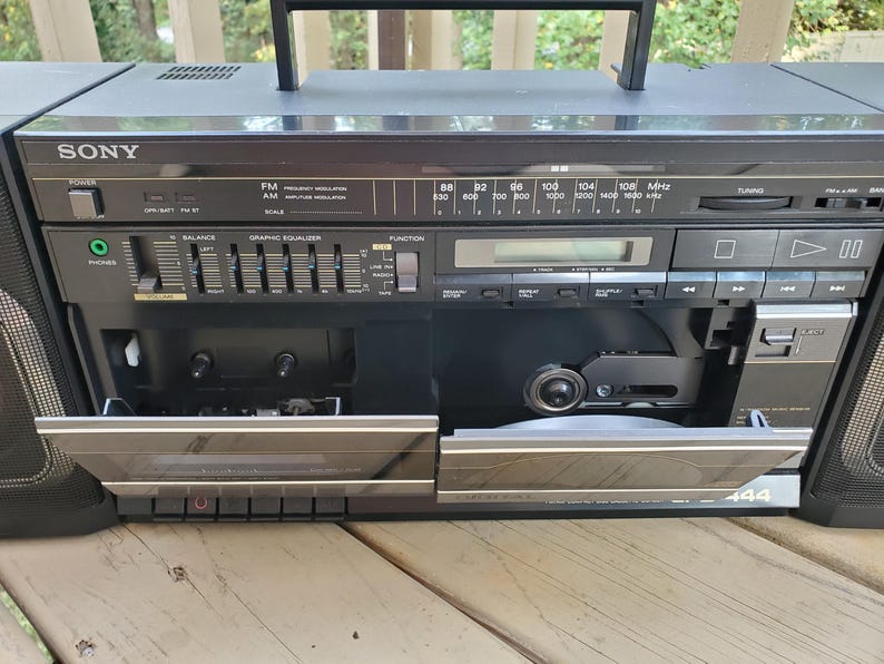 Vintage Sony CFD-444 Boombox Cassette and CD Player Stero Boom Box - Etsy