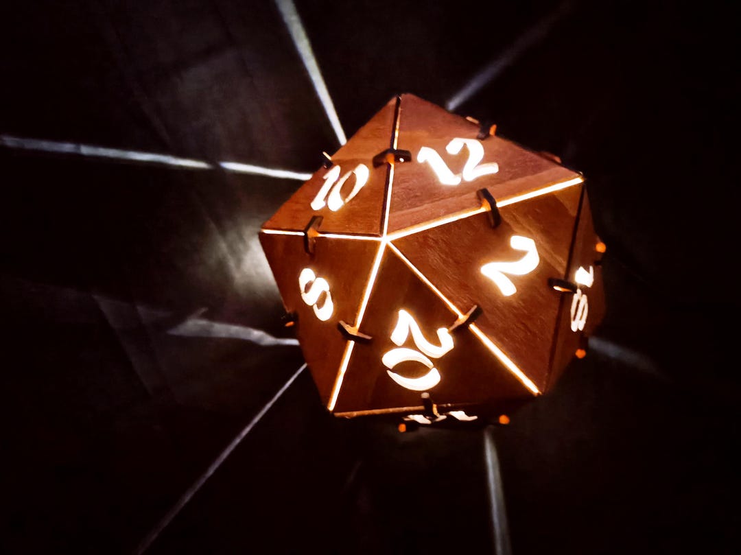 D20 Wooden Lamp, Ambiance Light for RPG Lovers, Dungeons & Dragons ...