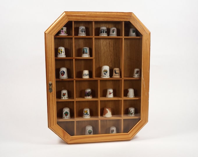 Thimble Wood Display Case & 22 Vintage Thimbles - Wall Mount - Oak ...