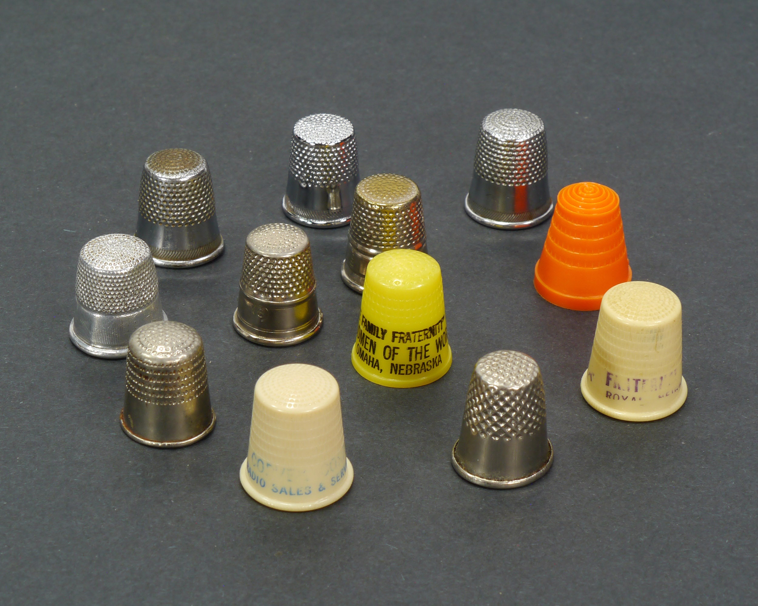 Vintage Lot of 12 Thimbles Advertising Thimbles Souvenir Thimbles ...