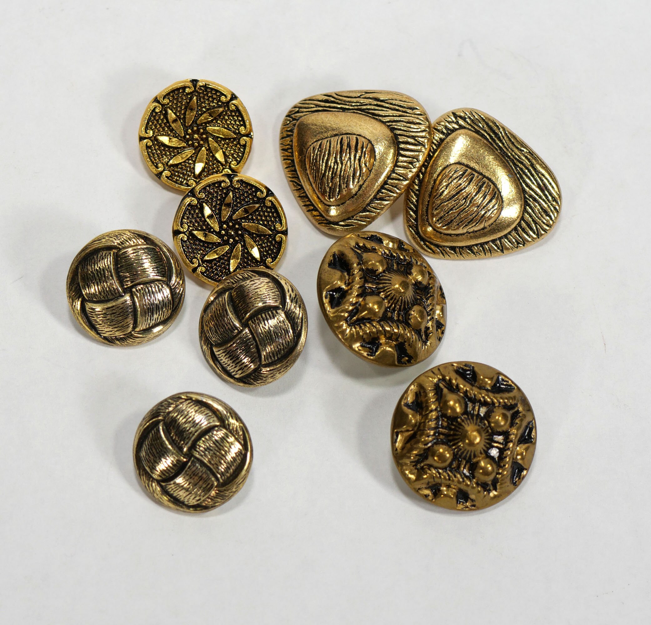 Vintage Gold Tone Finished Button Collection Some Sets & Variety of ...