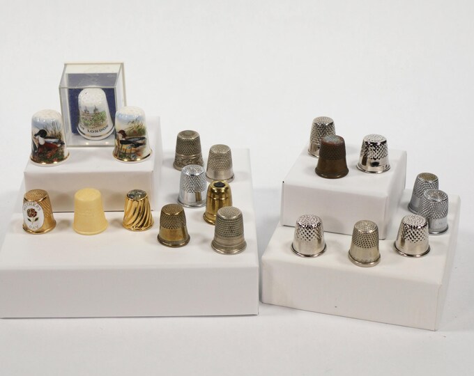 Thimble Wood Display Case & 22 Vintage Thimbles - Wall Mount - Oak ...