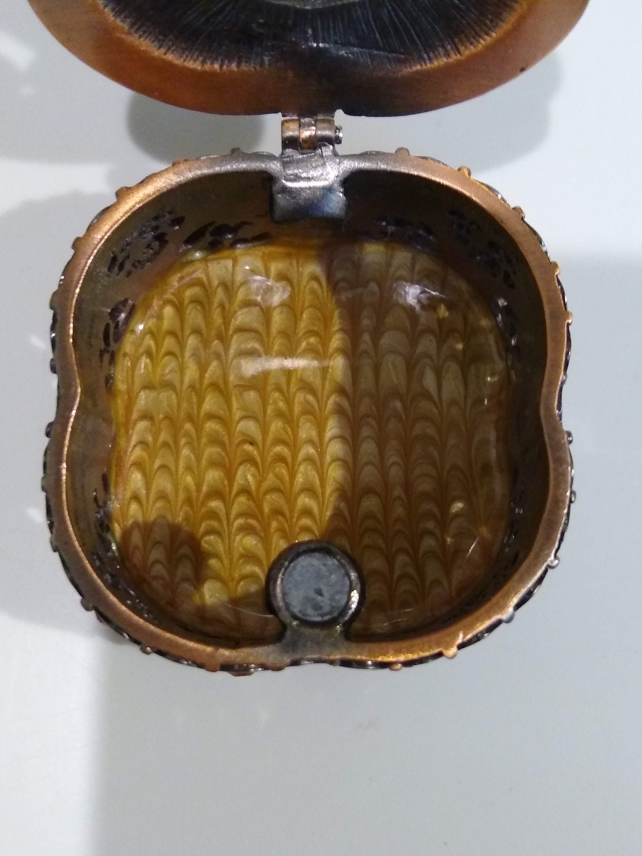 Vintage Enameled Hinged Trinket Box With Magnetic Closure - Etsy