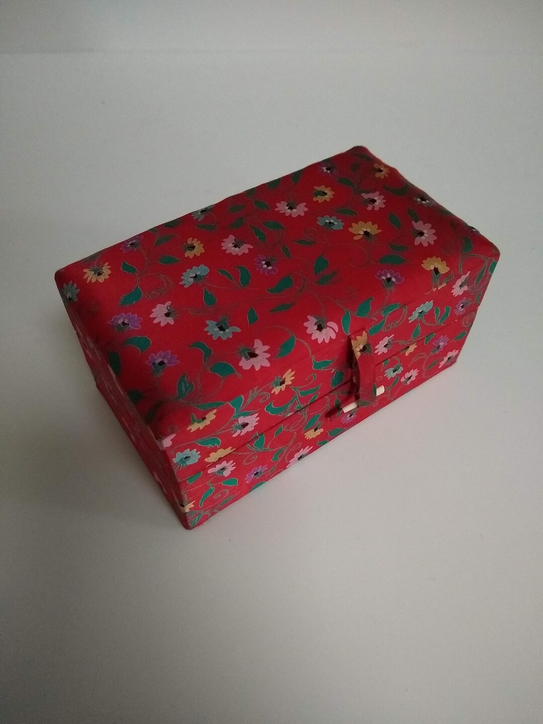 Vintage Small Padded Satin Covered Jewelry Box, Small Red Floral Print ...
