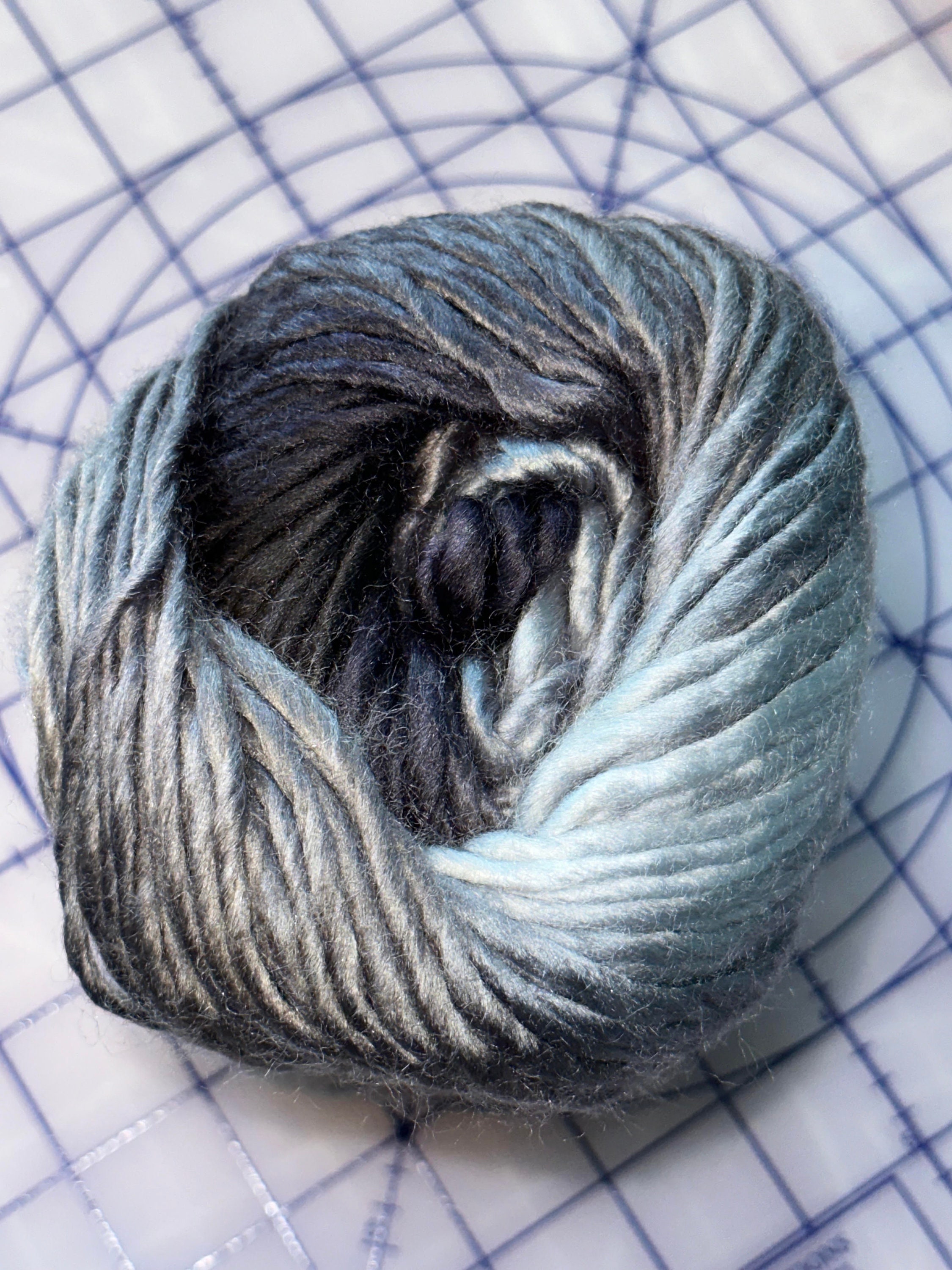 Metropolis Color Way Yarn Lion Brand Landscapes Yarn Grey - Etsy