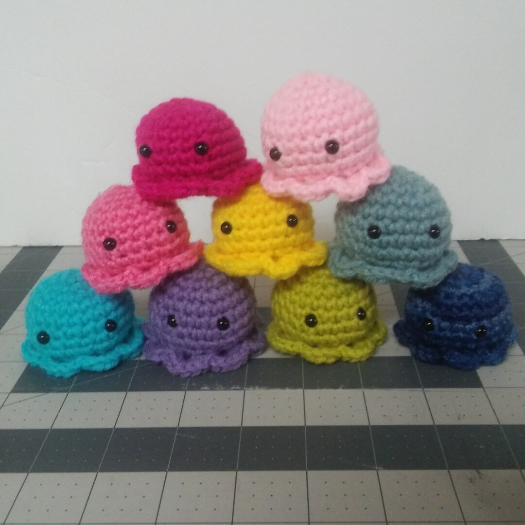 Crocheted Tiny Octopus - Etsy