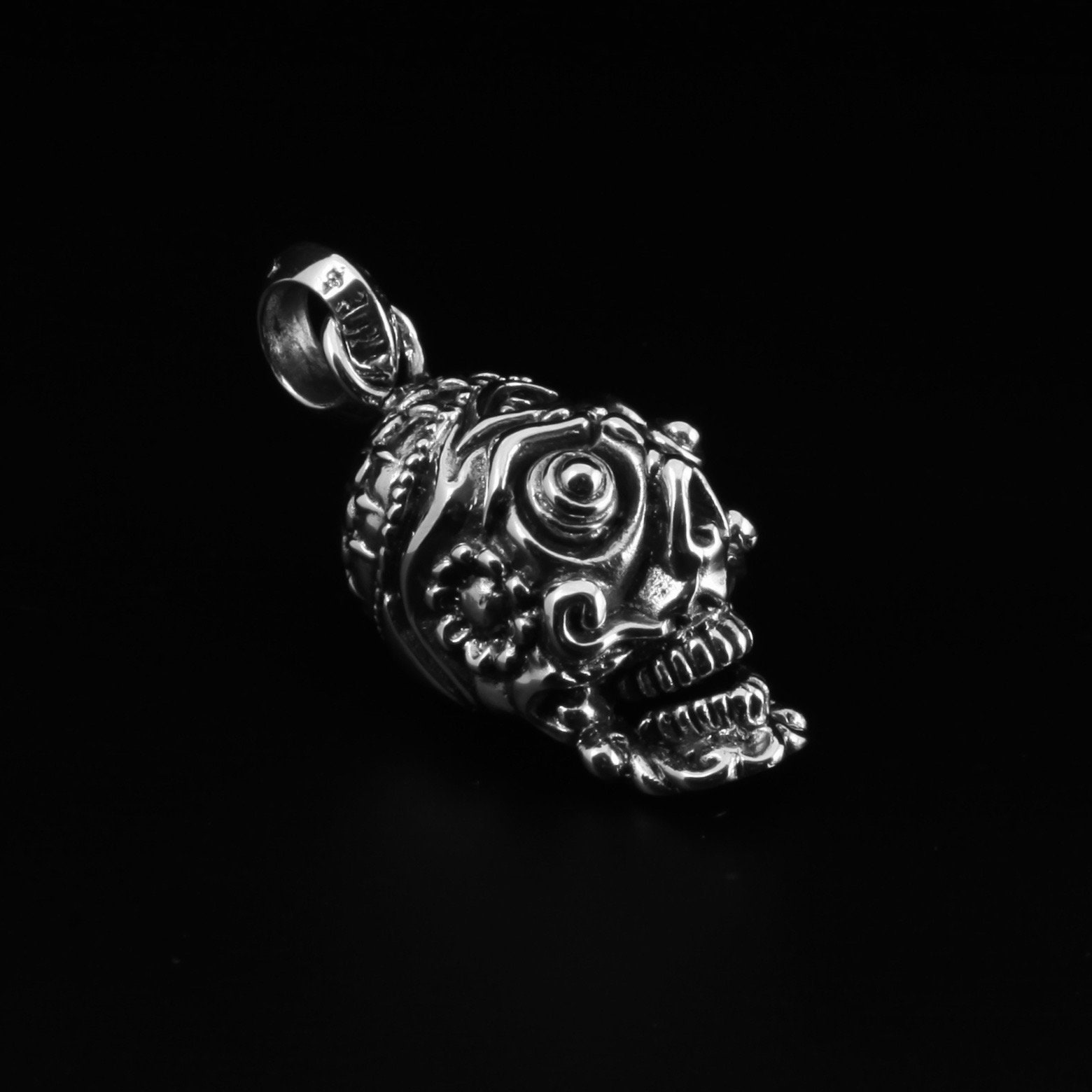 Tibetan Skull Pendant/tibetan Skull Jewelry/silver - Etsy