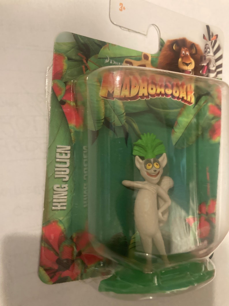 King Julien Madagascar Figurine, Mattel Micro Collection Dreamworks ...