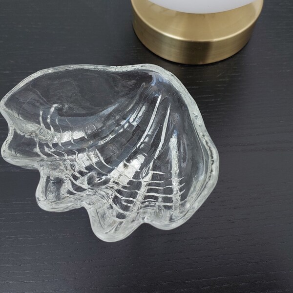 Clam Shell Bowl - Etsy