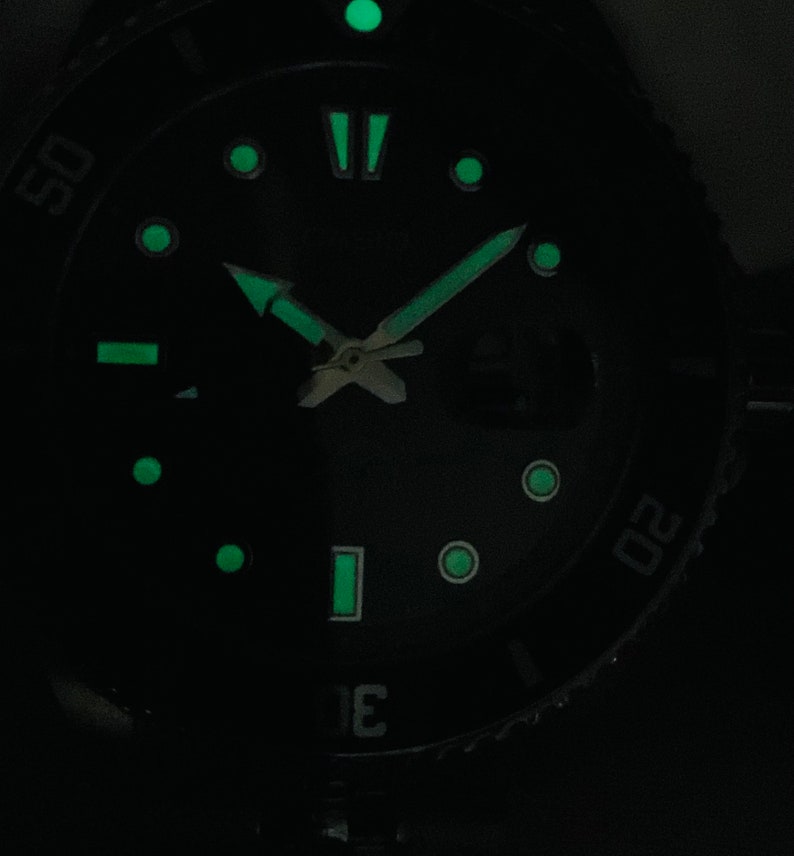 Casio MDV106-1AV, Duro, Custom Magnifier Window, S/steel Watch, 200 ...
