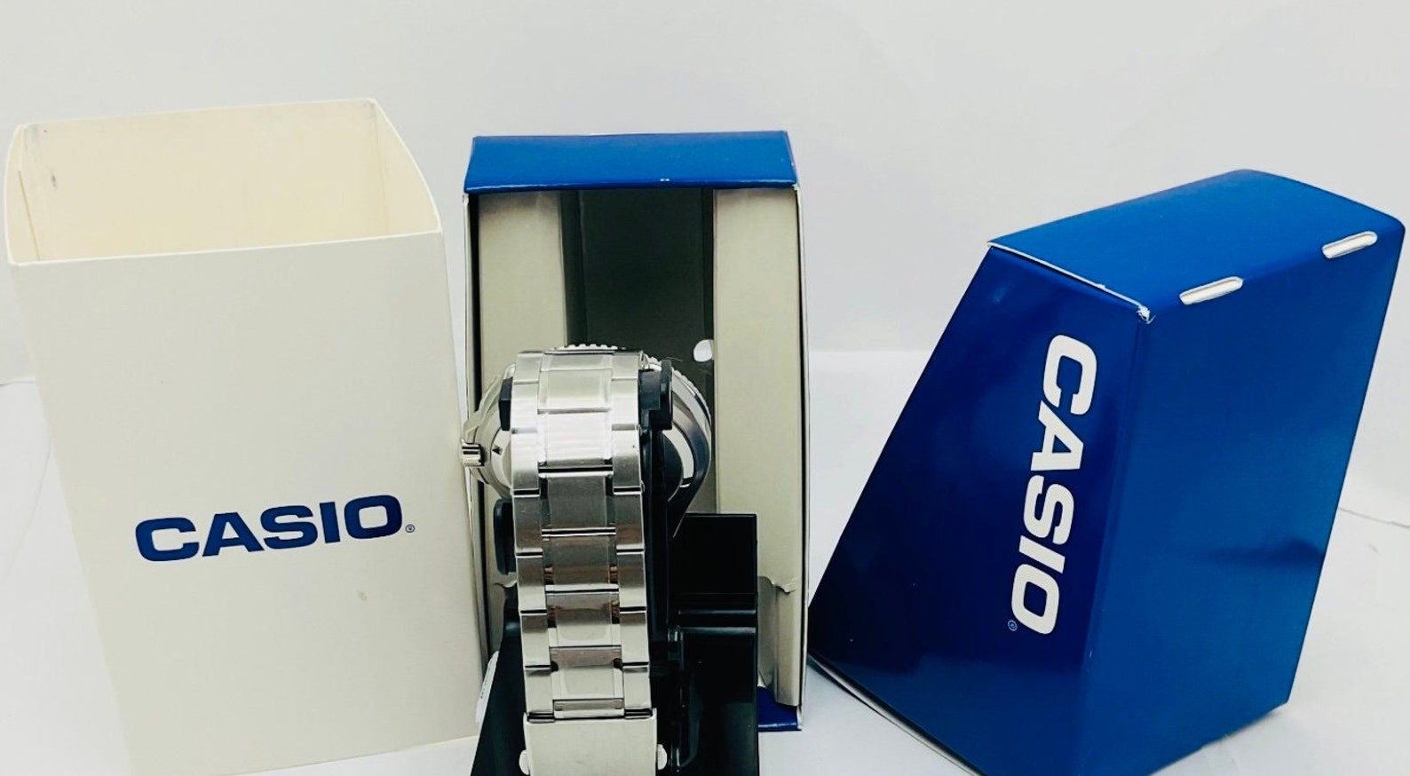 Casio MDV106B-1A2VCF, Duro, Men's Silver S/steel Watch, 200-meter WR ...