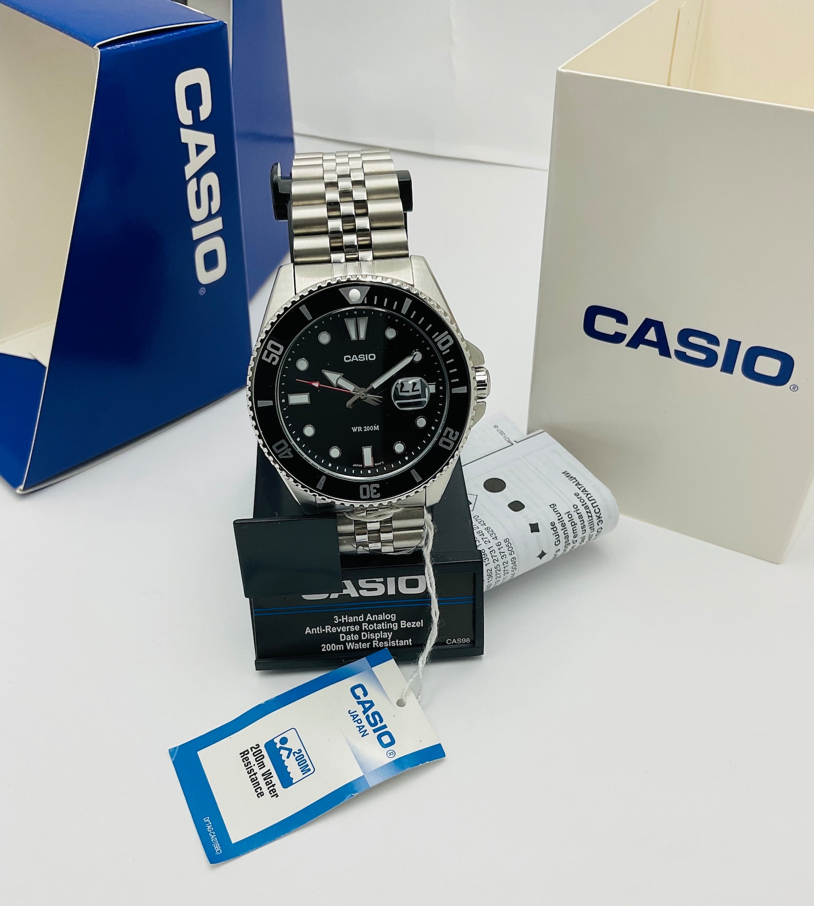 Casio MDV107D-1A1VDF, Custom Magnifier Window, S/steel Watch, 200-meter ...