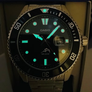 Casio MDV106-1AV, Duro, Custom Magnifier Window, S/steel Watch, 200 ...