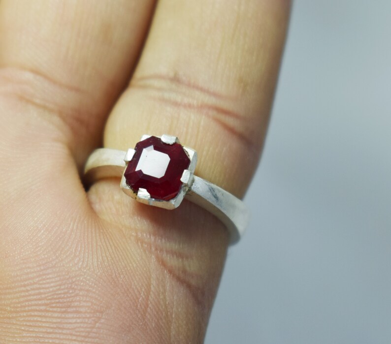 Rubin Ring Taube Blut rot Rubin Stein Womens Rubin Edelstein Ringe ...