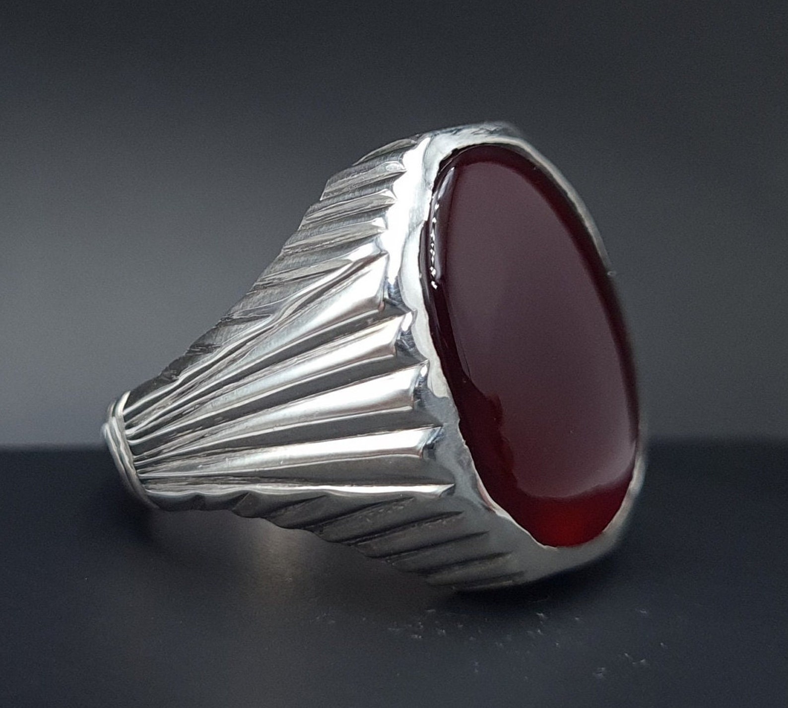Mens Yemeni Aqeeq Ring Red Shifat Al Abad Yamni Aqeeq Ring for Men ...