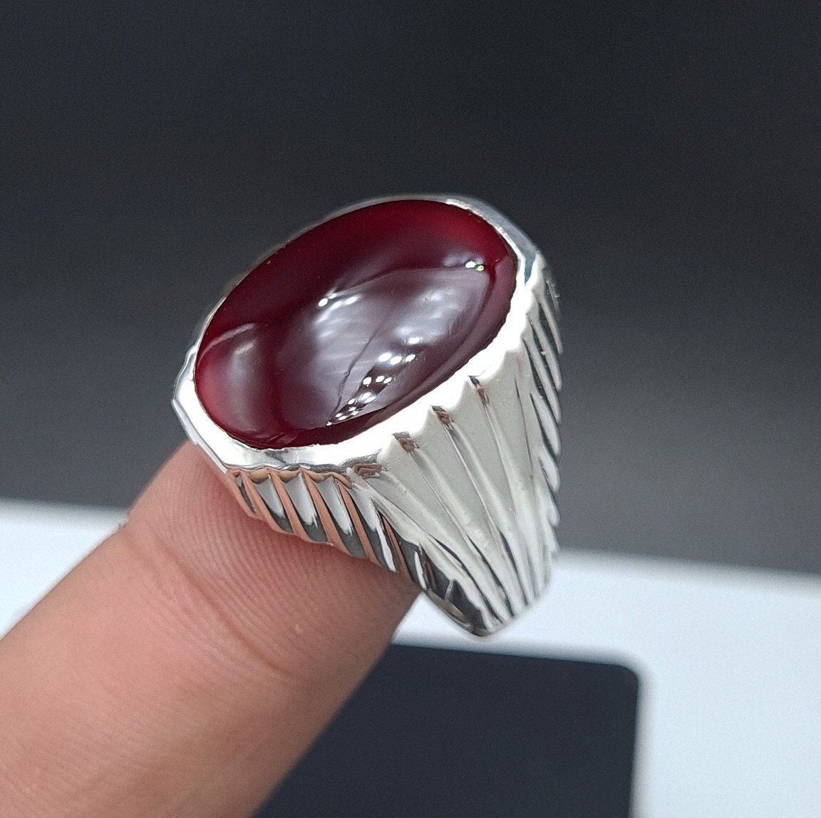 Mens Yemeni Aqeeq Ring Red Shifat Al Abad Yamni Aqeeq Ring for Men ...