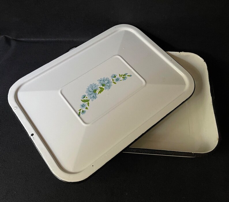 Enamel Box Vintage White Enamel Container With Lid Retro Kitchen ...