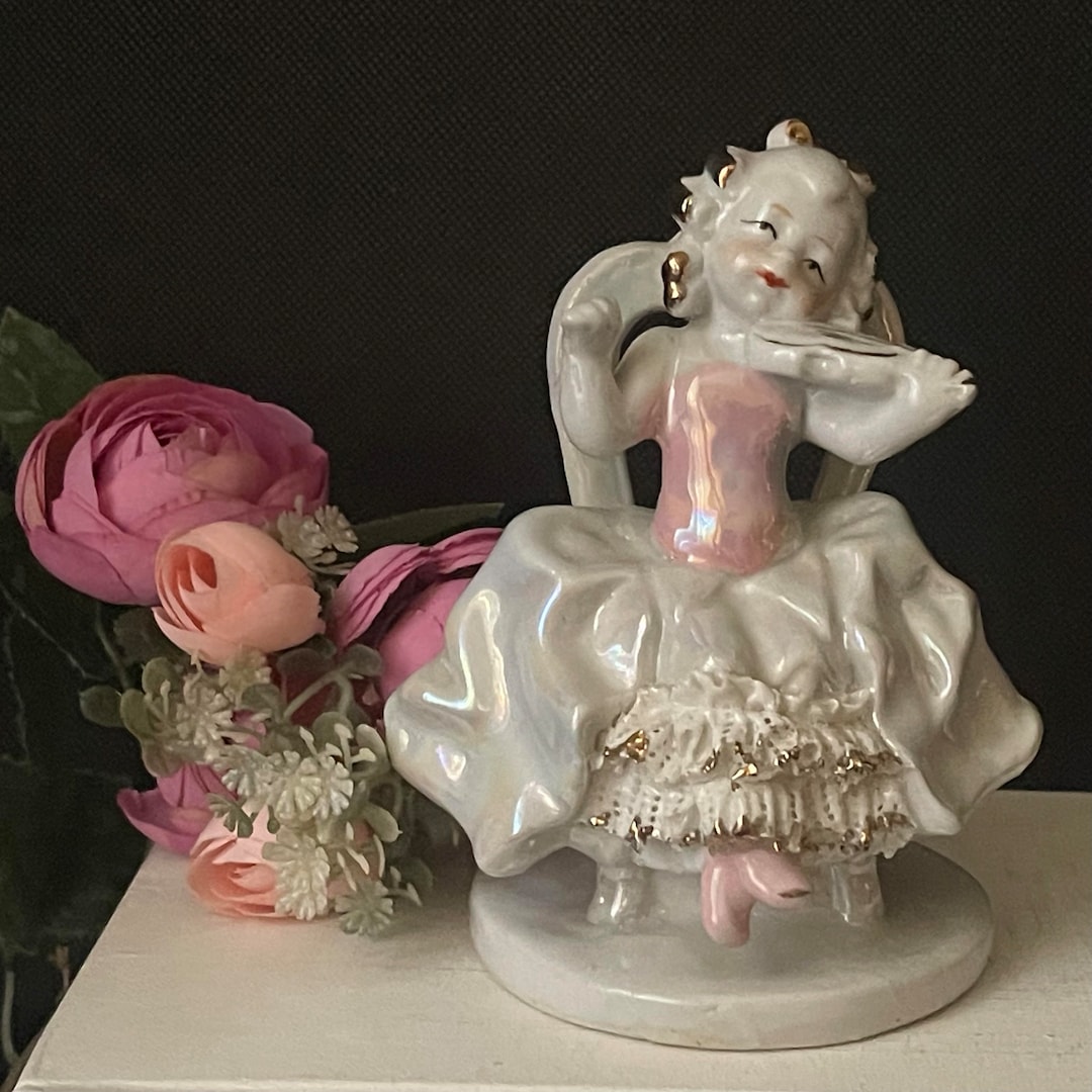 Vintage Victorian Figurine Little Girl Porcelain Girl Figurines Vintage ...