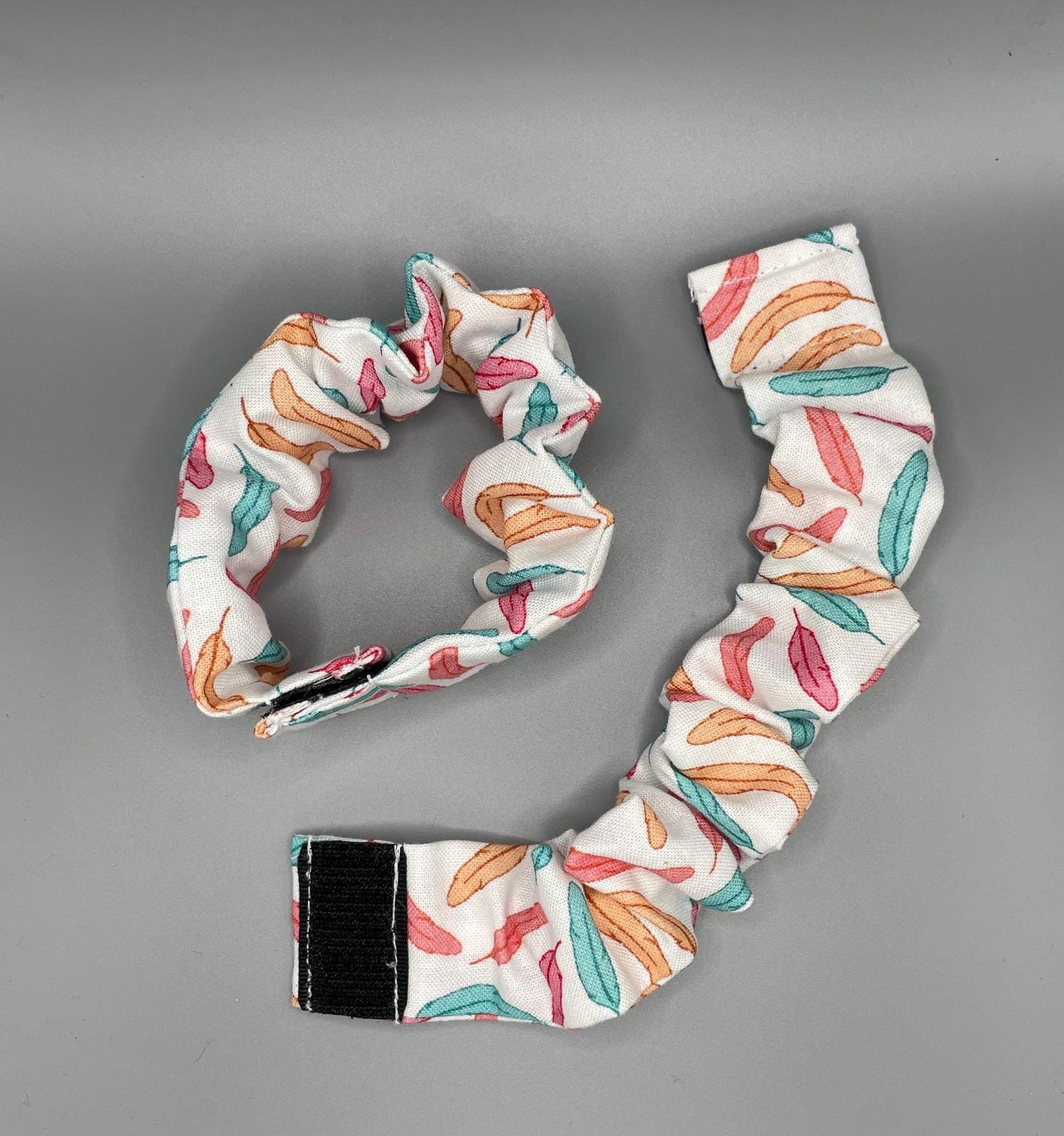 Breastfeeding Scrunchie| This Side Next Bracelet. Coloured Feathers ...