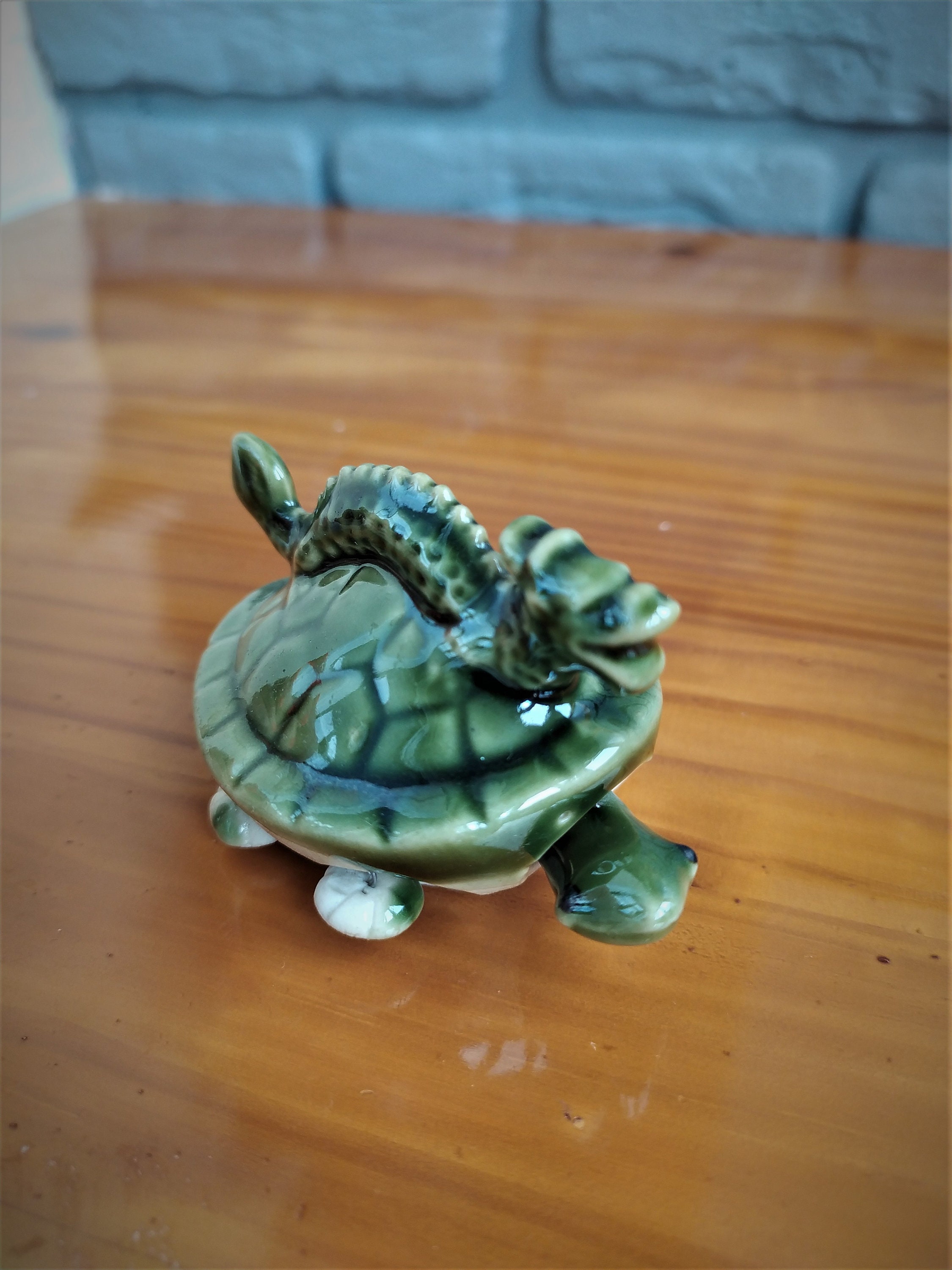 Souvenir, Ceramic Turtle Figure and Chinese Style Dragon Decoration ...