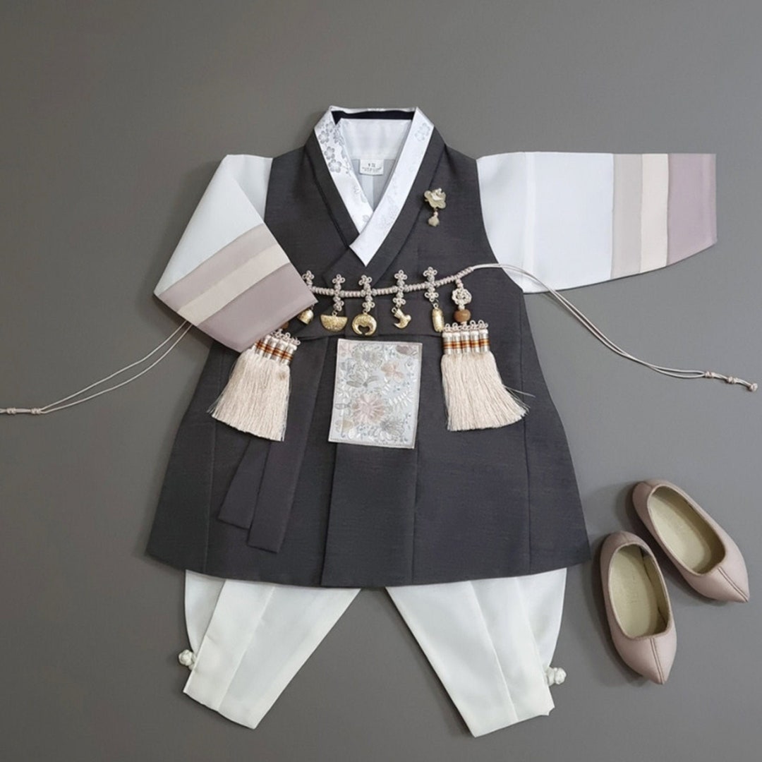 Saekdong Gray Hanbok, Boy 100days1years, Korean 1ST Birthday Party, Dol ...