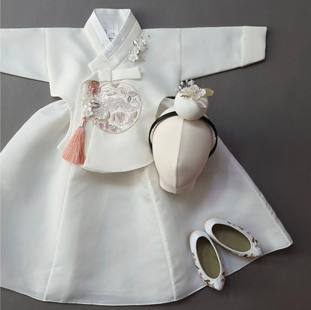 Jeongyun White Skirt HANBOK, 3 Top Options, 100days15years Old, Korean ...