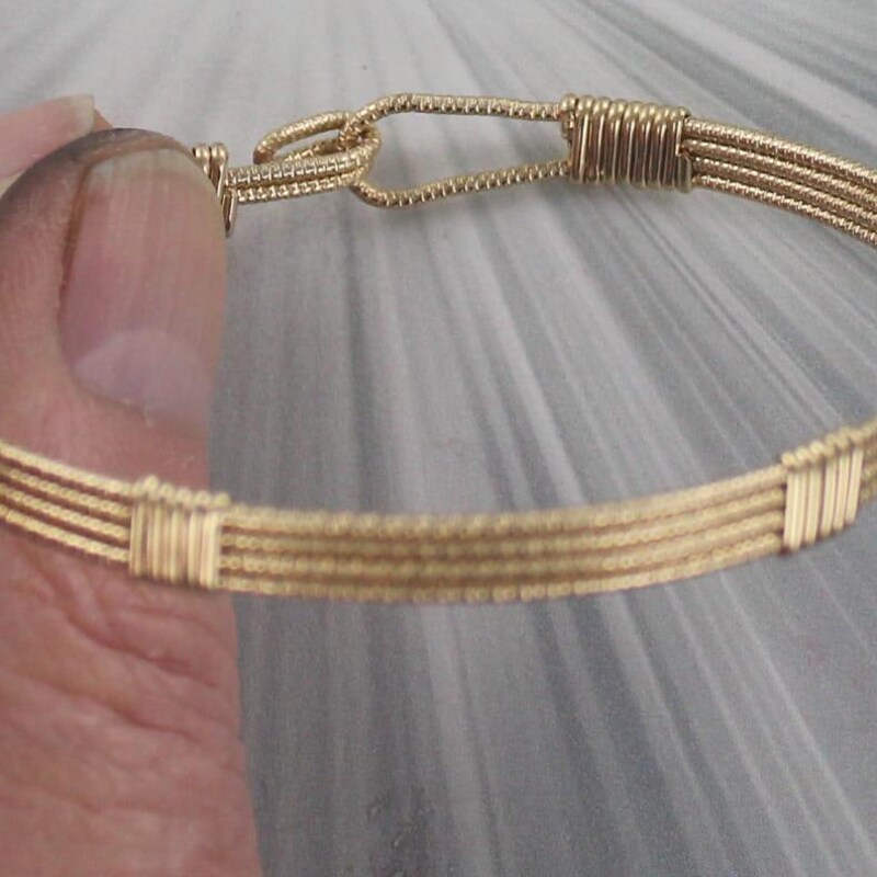 Gold Wire Bangle - Etsy