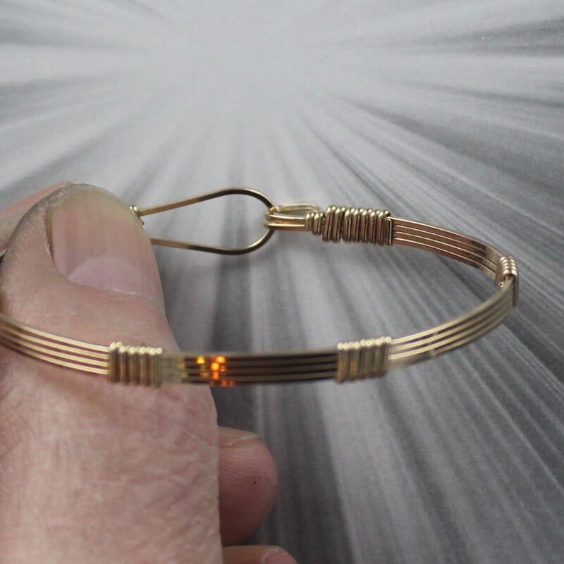 Gold Wire Bangle - Etsy