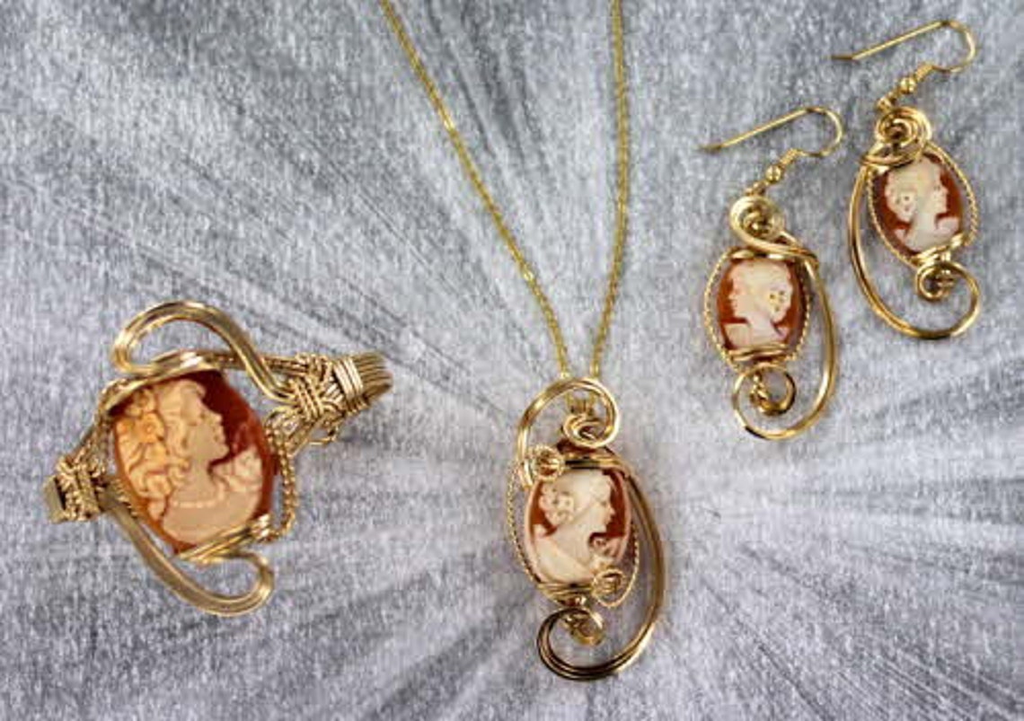 Antique Carved Shell Cameo Set Includes Pendant Earrings and | Etsy