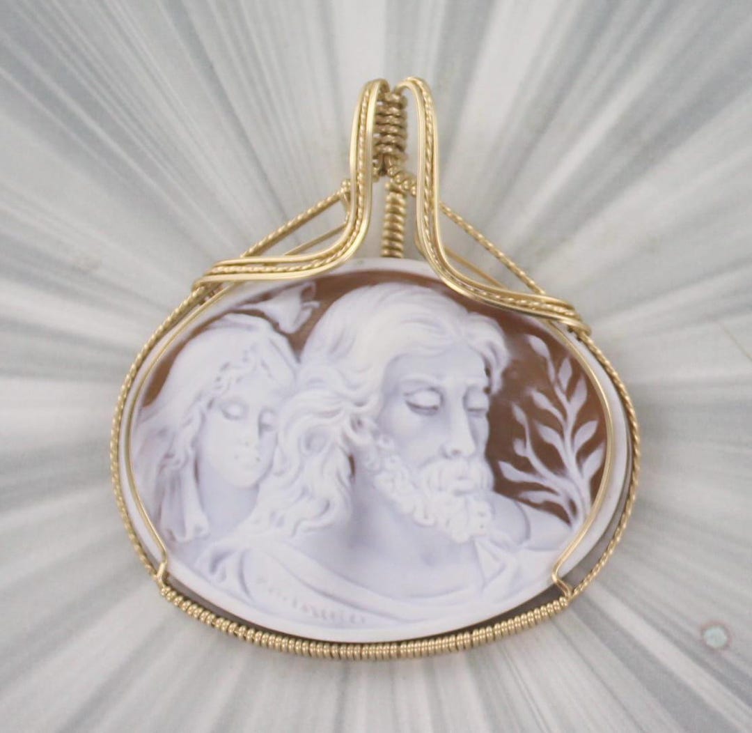 Shell Cameo of Jesus Christ --pendant in 14KT Rolled Gold Setting ...