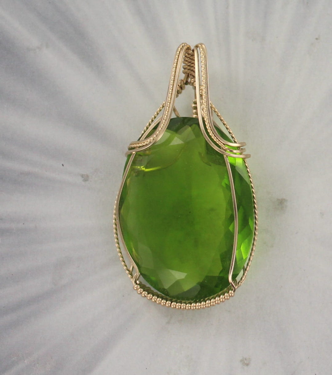 Peridot Gemstone Pendant - in 14kt Rolled Gold --100 Carats - Gemstone ...