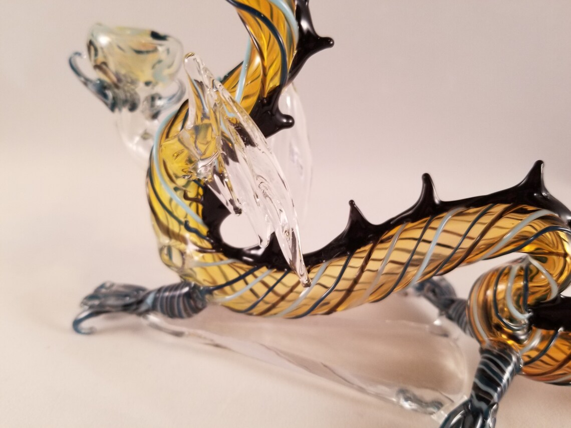Hand blown glass dragon pipe with wings. | Etsy